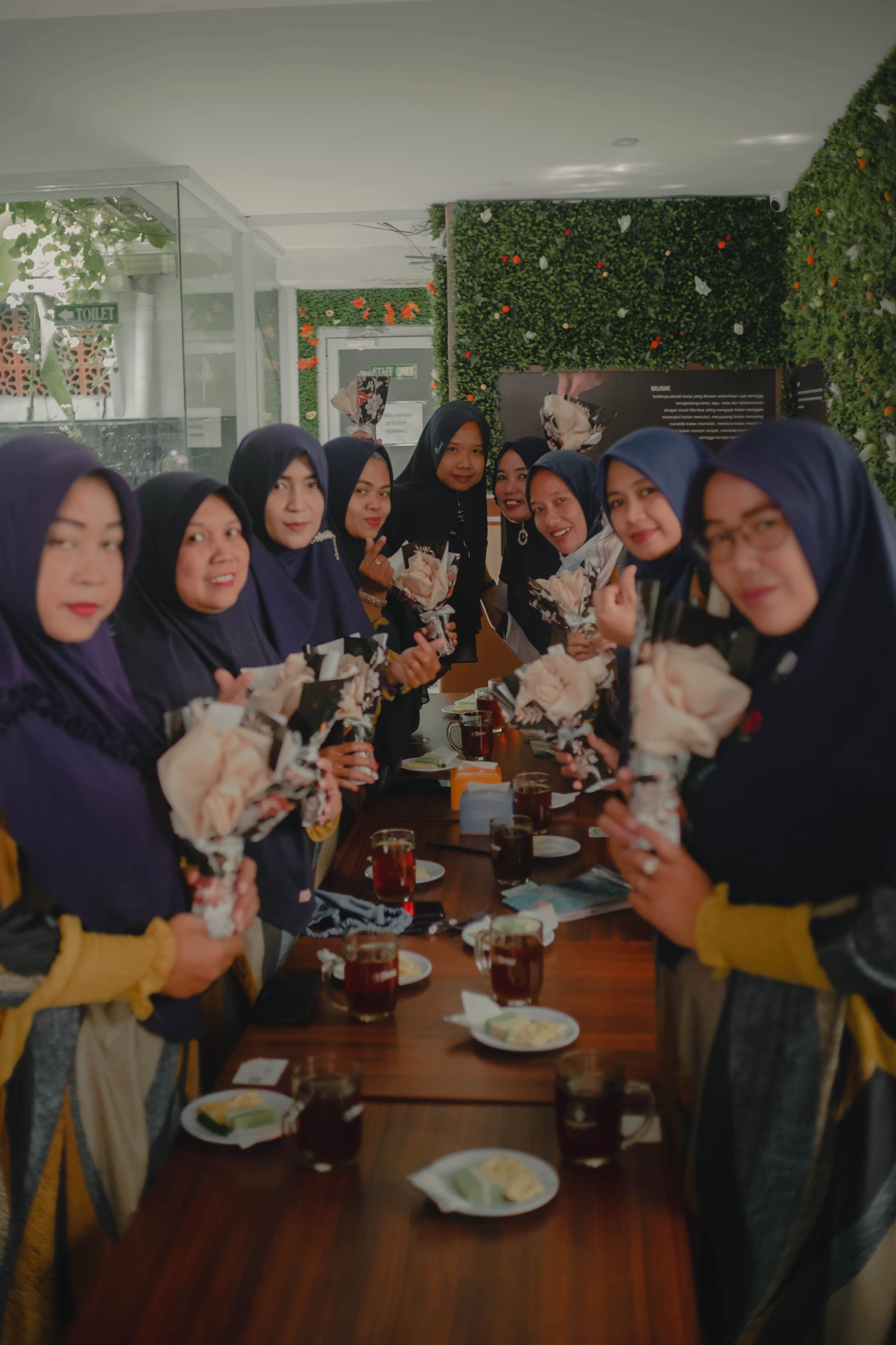 The Dhaharan Camera - 14 Mei 2022